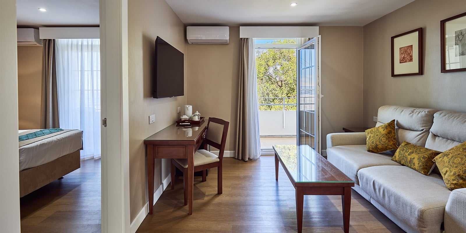 Junior Suite With Partial View | The Rock Hotel